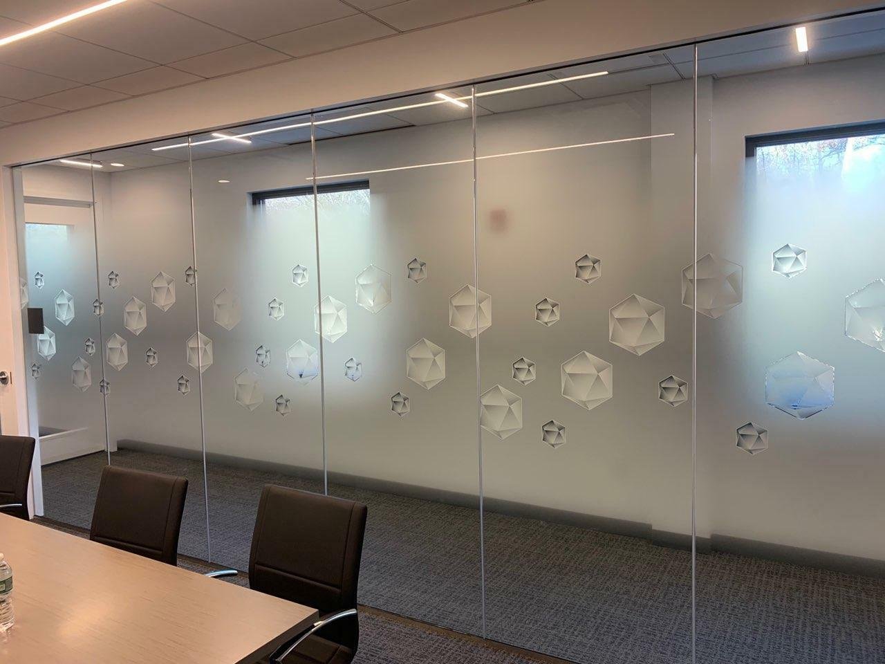 4 Creative Large Window Decor Ideas For 2024